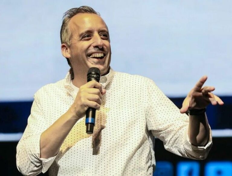 Joe Gatto Height, Age, Girlfriend, Wife, Children, Family, Biography ...