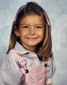 Laura Moody Height, Age, Husband, Children, Family, Biography ...