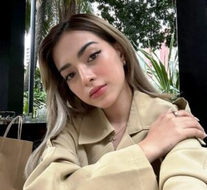 Mika Salamanca Height, Age, Boyfriend, Family, Biography » StarsUnfolded