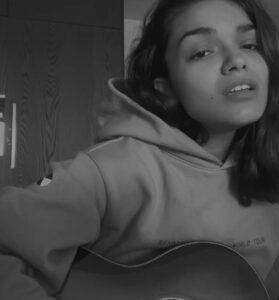 Rachel Zegler Height, Age, Boyfriend, Family, Biography » StarsUnfolded