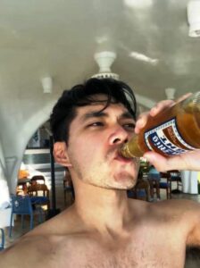 Ralph De Leon Height, Age, Family, Biography » StarsUnfolded