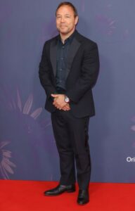 Stephen Graham Height, Age, Wife, Children, Family, Biography ...