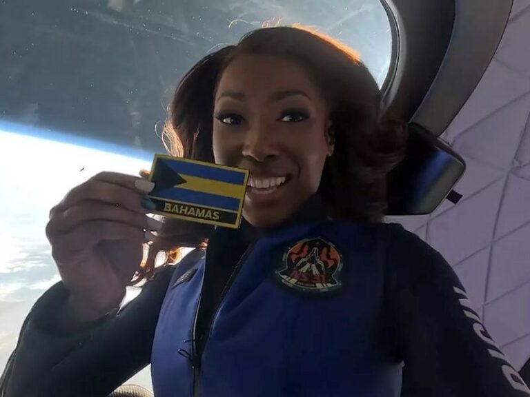 Aisha Bowe Height, Age, Family, Biography » StarsUnfolded