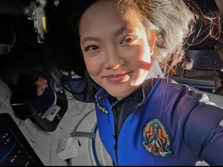 Amanda Nguyen Height, Age, Family, Biography » StarsUnfolded