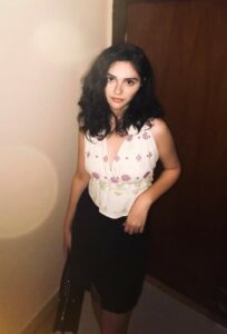 Aneet Padda Height, Age, Family, Biography » StarsUnfolded