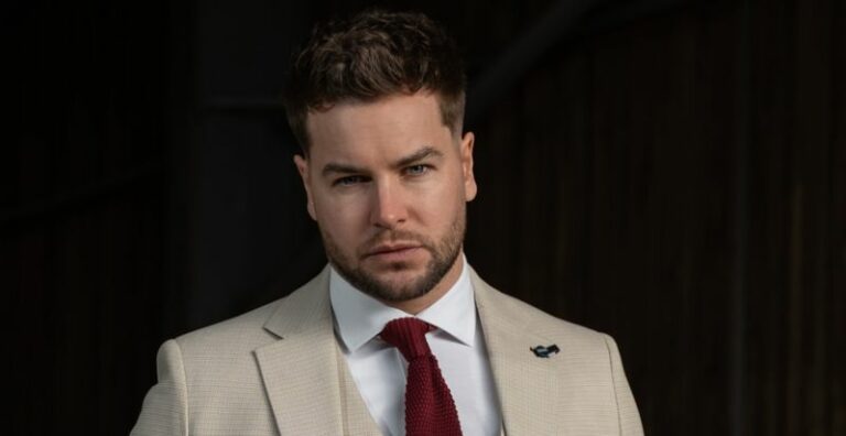 Christopher Hughes (Celebrity Big Brother) Height, Age, Girlfriend ...