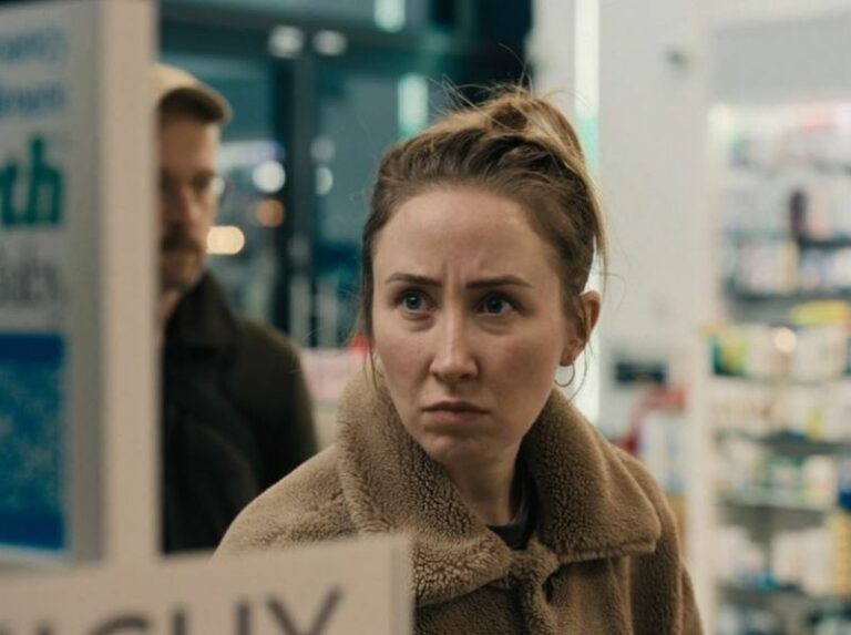 Erin Doherty Height, Age, Girlfriend, Family, Biography » StarsUnfolded