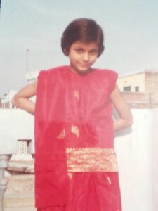 Garima Singh (News Anchor) Height, Age, Husband, Children, Family, Biography » StarsUnfolded