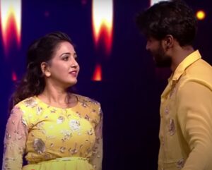 Pavani Reddy Height, Age, Boyfriend, Husband, Family, Biography ...