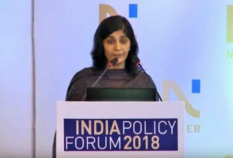 Poonam Gupta (RBI) Age, Husband, Family, Biography » StarsUnfolded