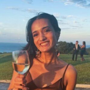 Vaniya Agrawal Height, Biography » StarsUnfolded