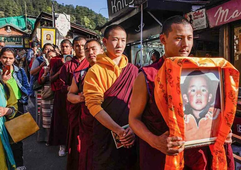 Gedhun Choekyi Nyima (11th Panchen Lama) Height, Age, Family ...