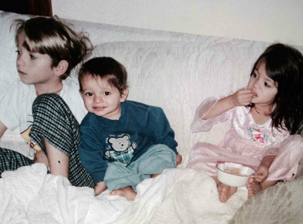 Isabela Merced Height, Age, Family, Biography » StarsUnfolded