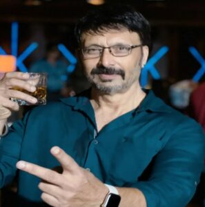 Shiva Rindani Height, Age, Wife, Children, Biography » StarsUnfolded