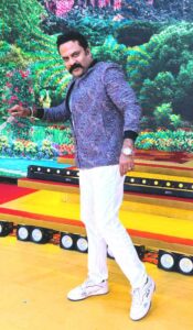 Tini Tom Height, Age, Wife, Children, Family, Biography » StarsUnfolded