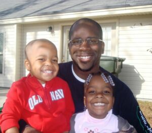 Elijah M. Cooper Height, Weight, Age, Girlfriend, Family, Biography ...