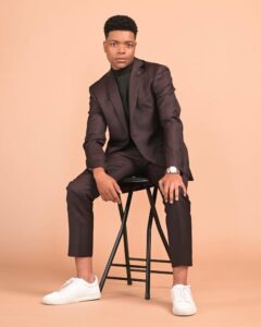 Elijah M. Cooper Height, Weight, Age, Girlfriend, Family, Biography ...