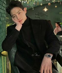 Kim Jong-suk Height, Age, Death, Biography » StarsUnfolded