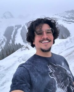 Danny Ramirez Height, Age, Girlfriend, Family, Biography » StarsUnfolded