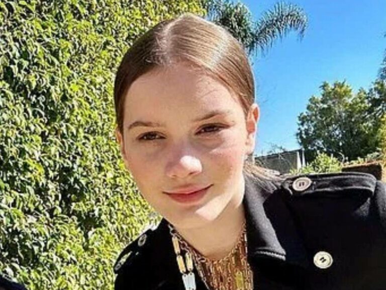 Rosie Roche Age, Death, Family, Biography » StarsUnfolded