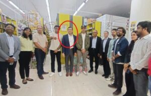 Shailesh Jejurikar Age, Wife, Children, Family, Biography » StarsUnfolded