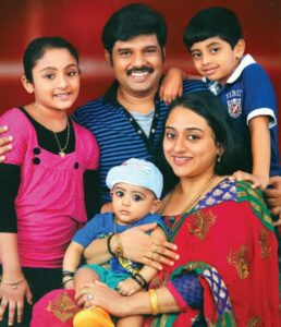 Kalabhavan Navas Age, Death, Wife, Children, Family, Biography ...