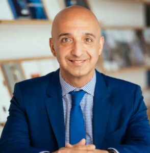 Maziar Mike Doustdar Height, Age, Wife. Children, Family, Biography ...