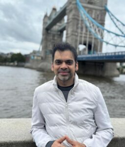Rahul Deshpande Age, Wife, Children, Family, Biography » StarsUnfolded