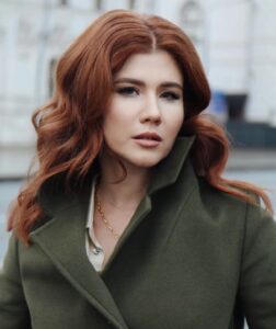 Anna Chapman Height, Age, Husband, Children, Family, Biography ...