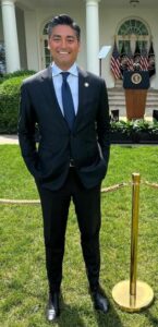 Aftab Pureval Height, Age, Wife, Children, Family, Biography ...