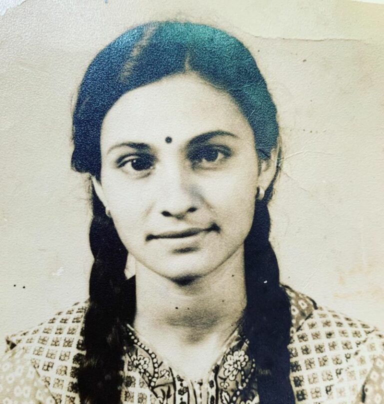 Pravina Deshpande Age, Death, Husband, Children, Family, Biography ...